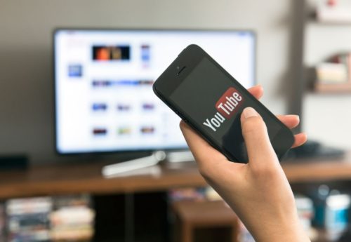 Casting YouTube To A TV | The Easiest Way To Watch YouTube